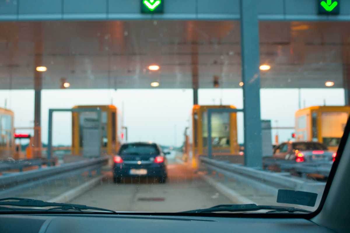 Telecamere ai caselli autostradali: quando possono multarti e per quali ...