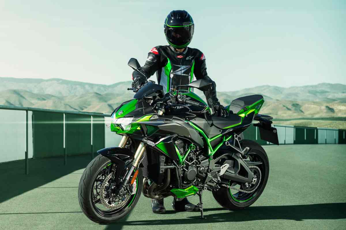 Kawasaki presenta il cavallo robot: "È il mezzo del futuro" | Video ...