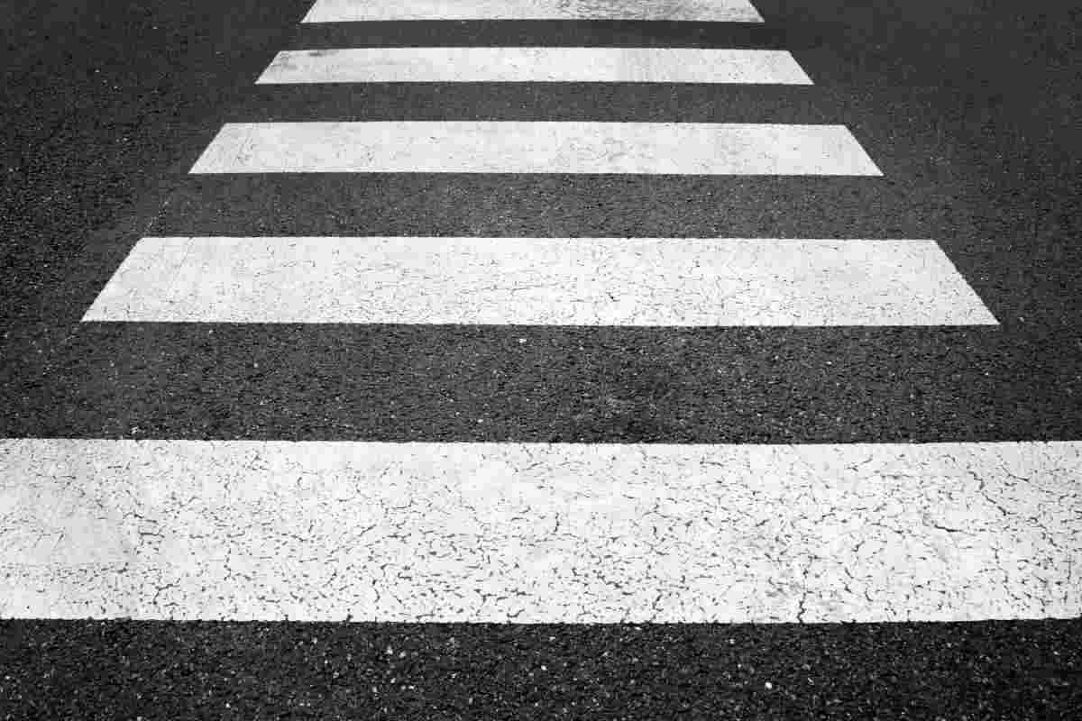 Sulle strade italiane spuntano le strisce pedonali intelligenti: ecco ...